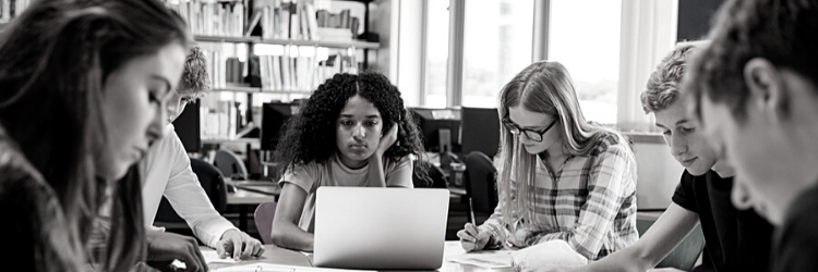 Blended learning: 3 voordelen voor studenten in het hoger onderwijs | Acco